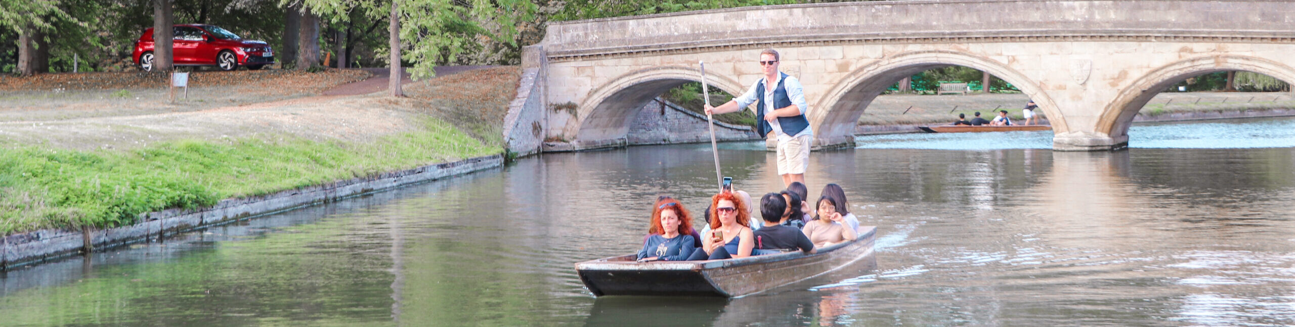 Types of Traditional Boating Tours